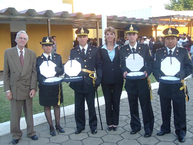 Egresaron cuatro nuevos Oficiales Ayudantes Penitenciarios - La Licuadora