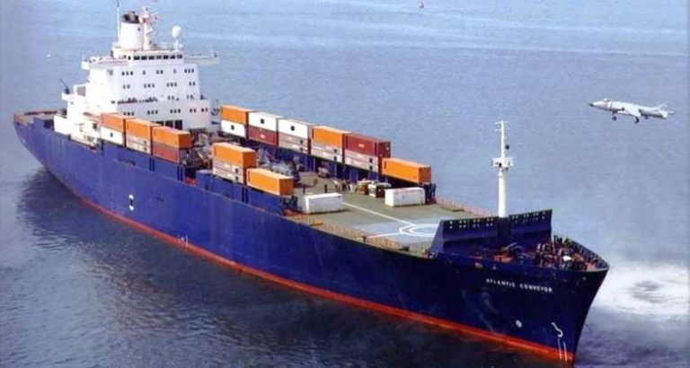 El letal ataque al Atlantic Conveyor: el error estratégico que les ...