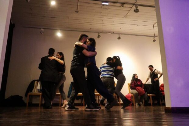 EL TANGO Y LA MILONGA ABRIERON LA FIESTA NACIONAL DE LA “NOCHE MÁS ...